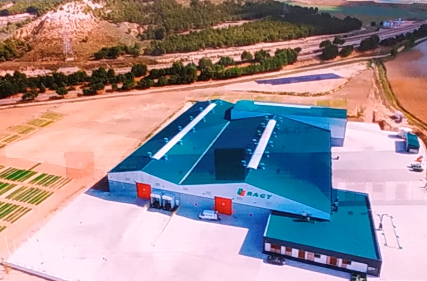 RAGT Ibérica inaugura en Palencia su nueva sede central en España ...